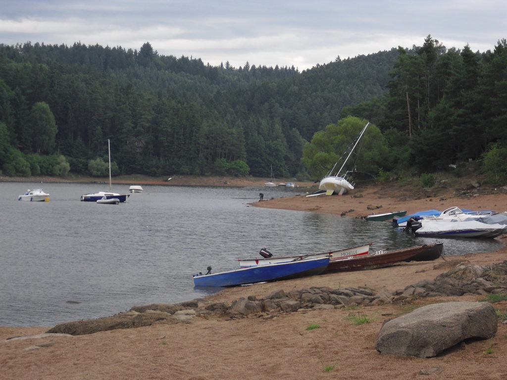 Orlík byl letos pro koupání vhodnější než Slapy